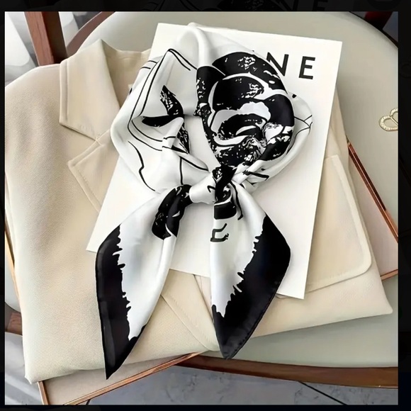 unbranded | Accessories | New Black And White Camellia Style Scarf ...
